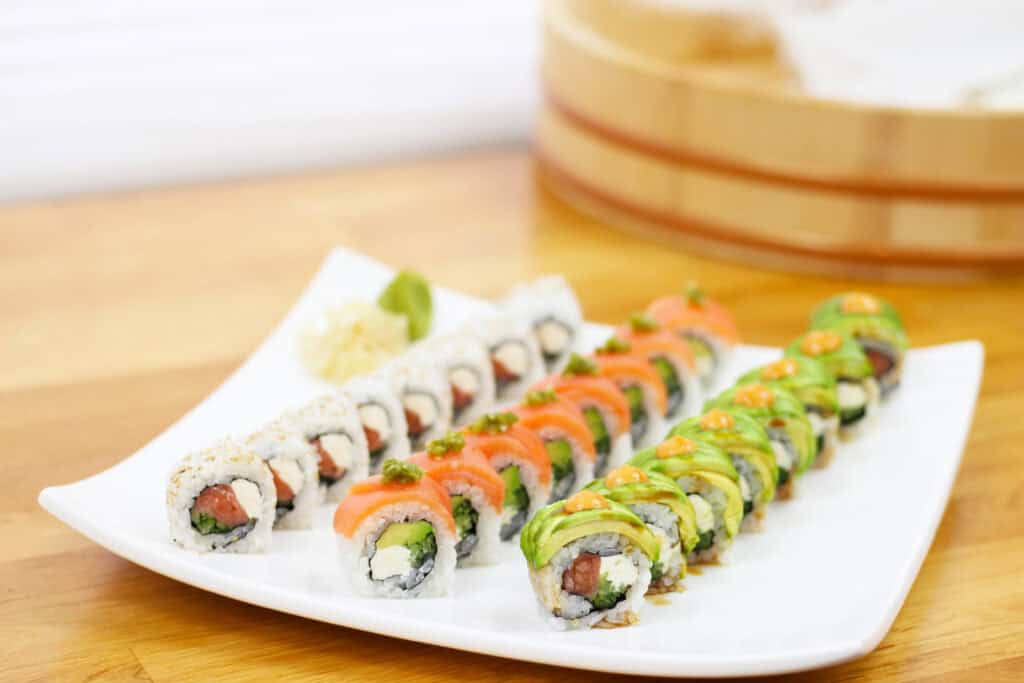 How to Make a Philadelphia Roll (Easy Sushi for Beginners) - The Sushi Man